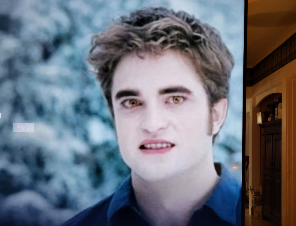 The Twilight Saga: New Moon – Two Nerds Sitting On A Couch